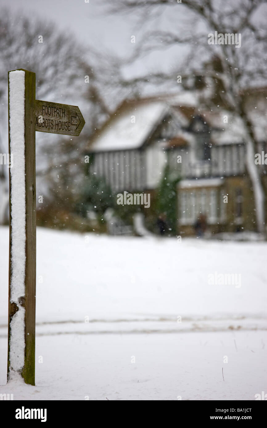 Residential sign, Goathland, North Yorkshire, England Stock Photo - Alamy