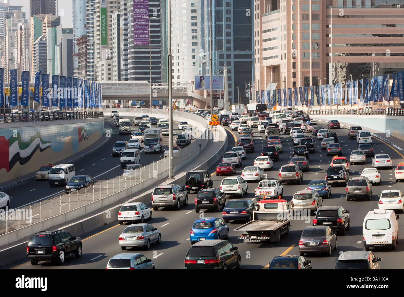 Dubai highway hi-res stock photography and images - Alamy