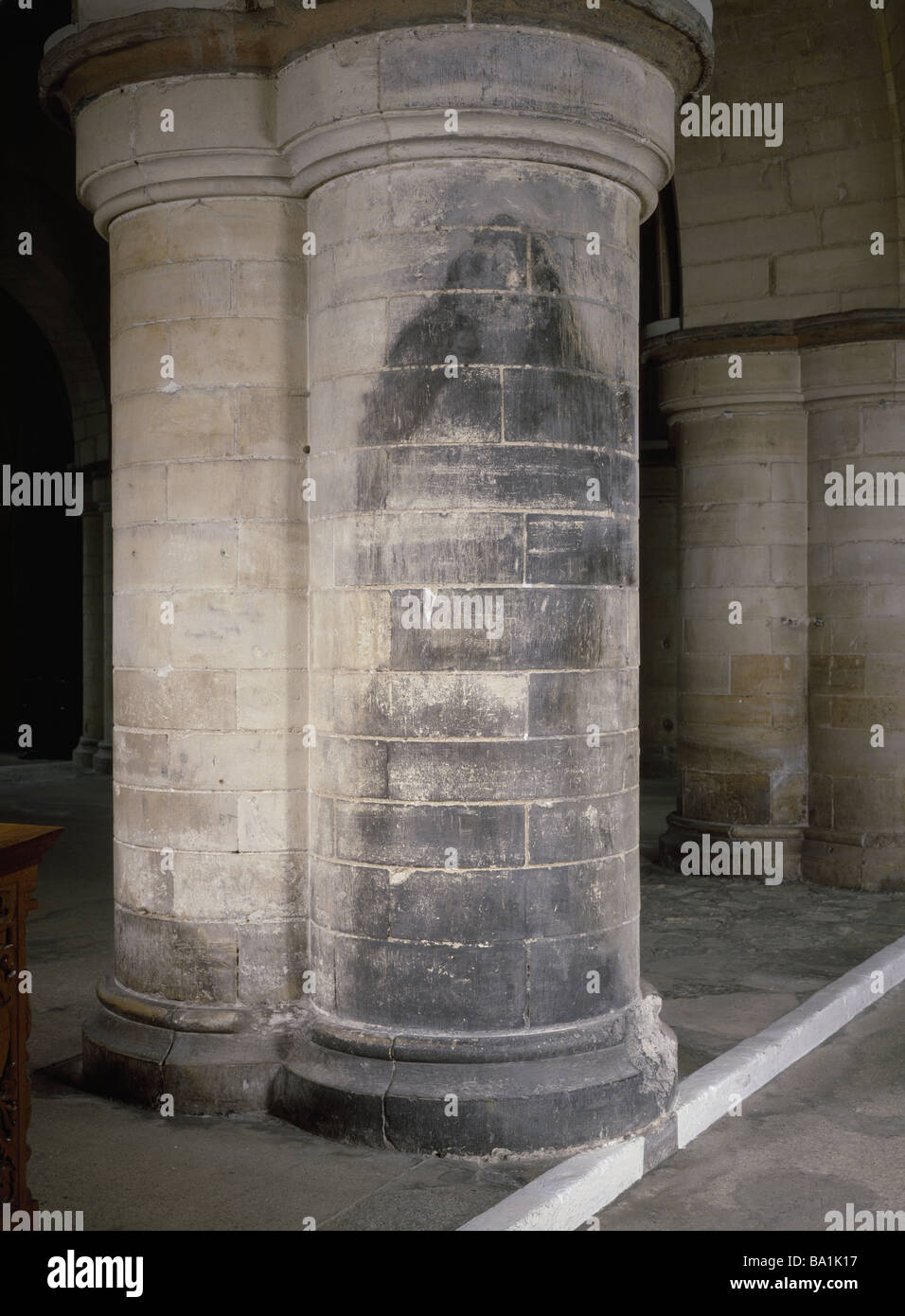 Canterbury Cathedral Shadow Pillar Stock Photo - Alamy