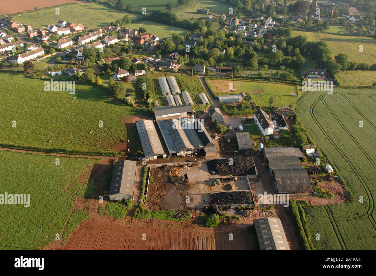 Britain farm aerial large hi-res stock photography and images - Alamy