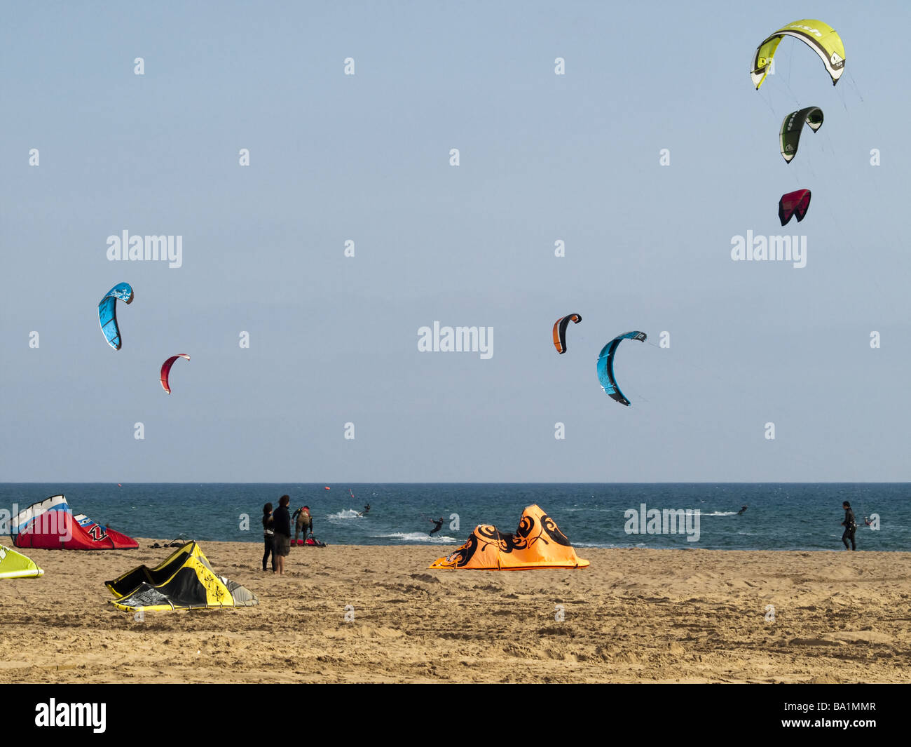 Land kite surfing hi-res stock photography and images - Alamy