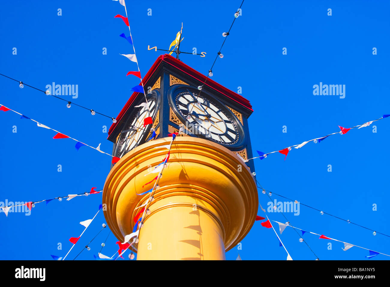 Tredegar town clock blaenau gwent hi-res stock photography and images ...