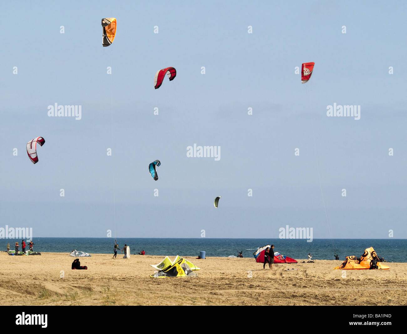 Land kite surfing hi-res stock photography and images - Alamy
