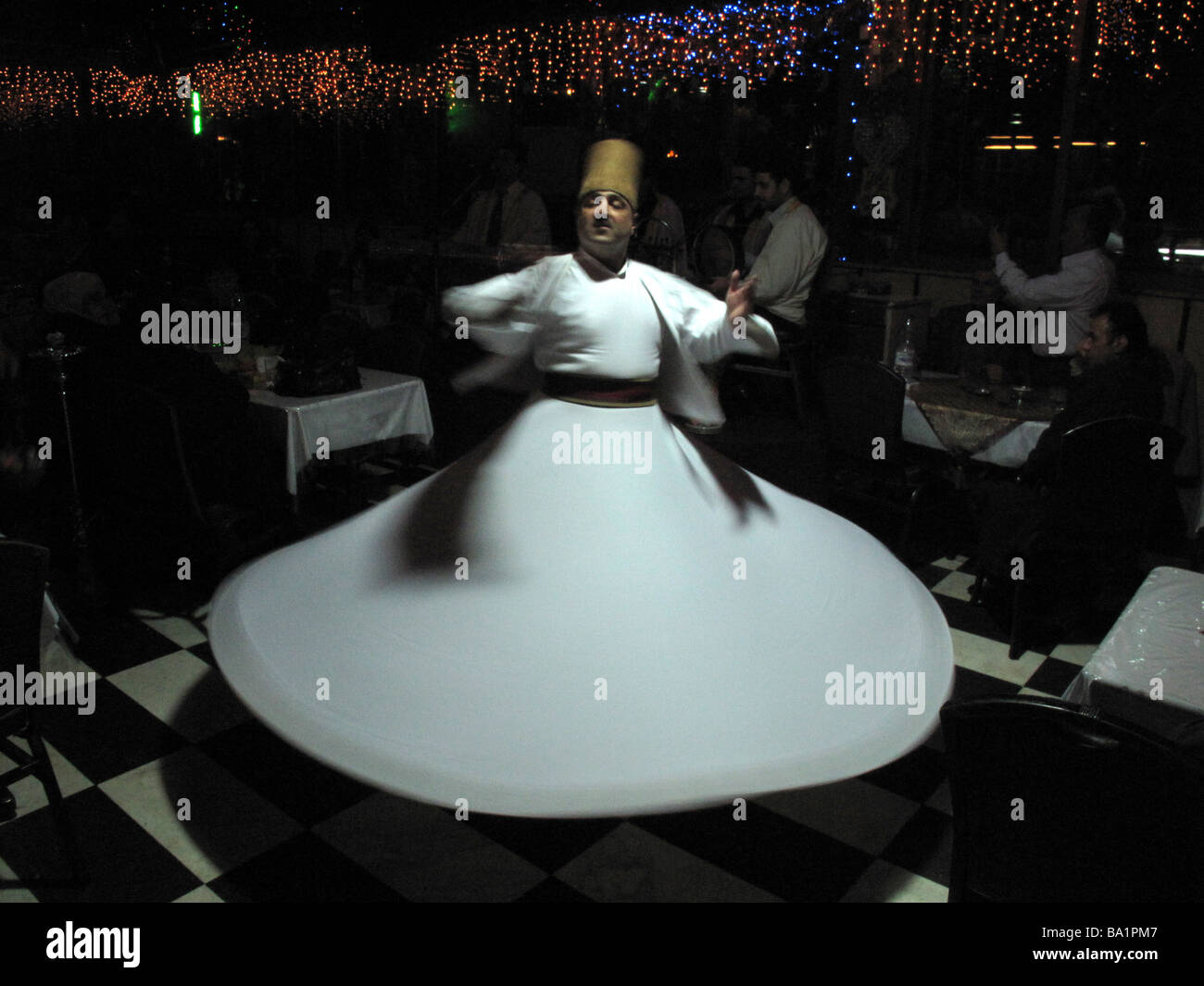 Dervish dance Damascus SYRIA Danza derviche Damasco SIRIA Stock Photo ...