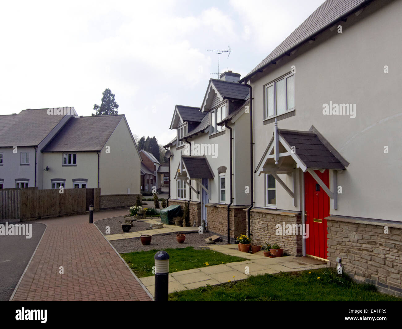 Starter Homes Stock Photos & Starter Homes Stock Images - Alamy