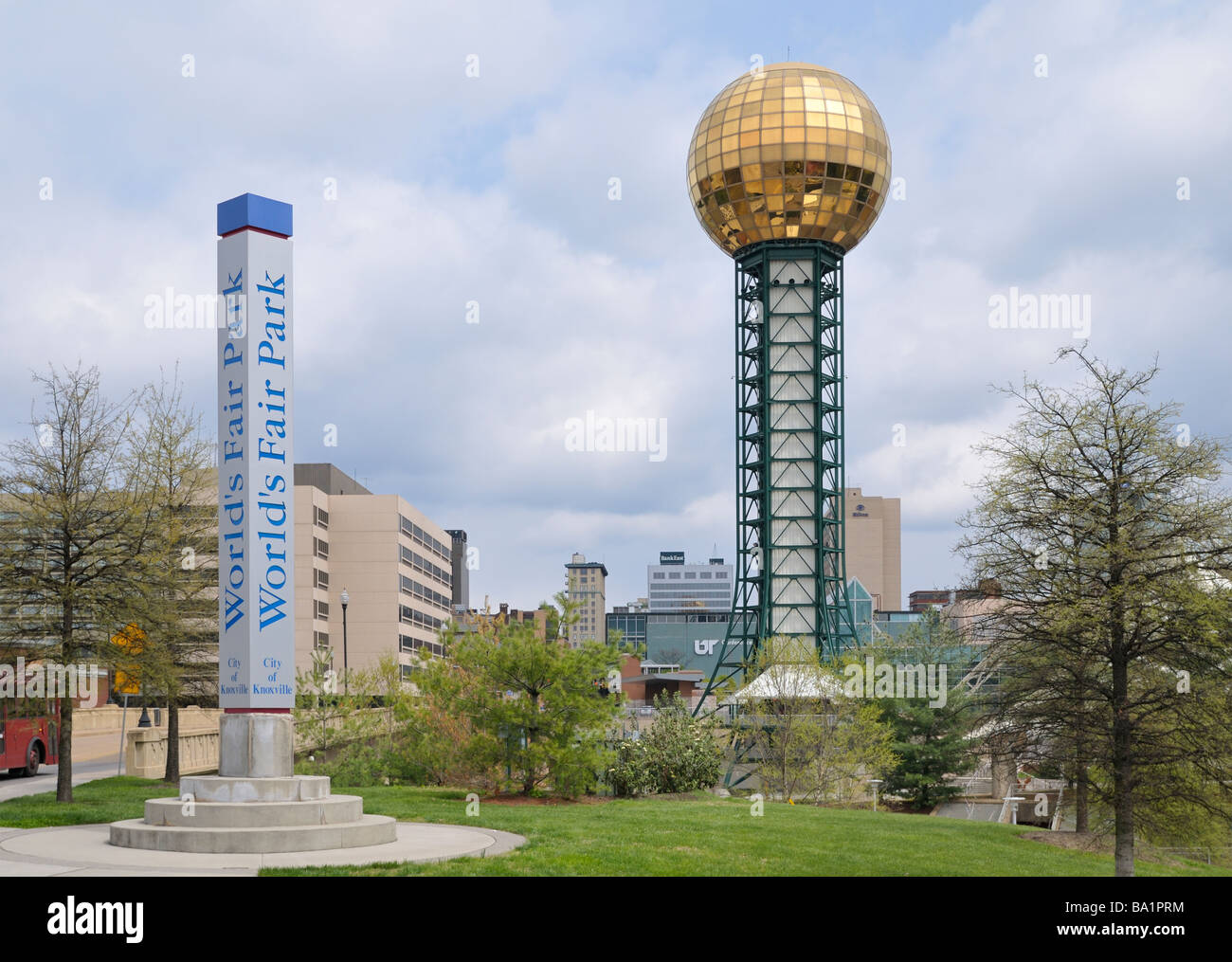 The Sunsphere, a key symbol of the 1982 World's Fair in Knoxville ...