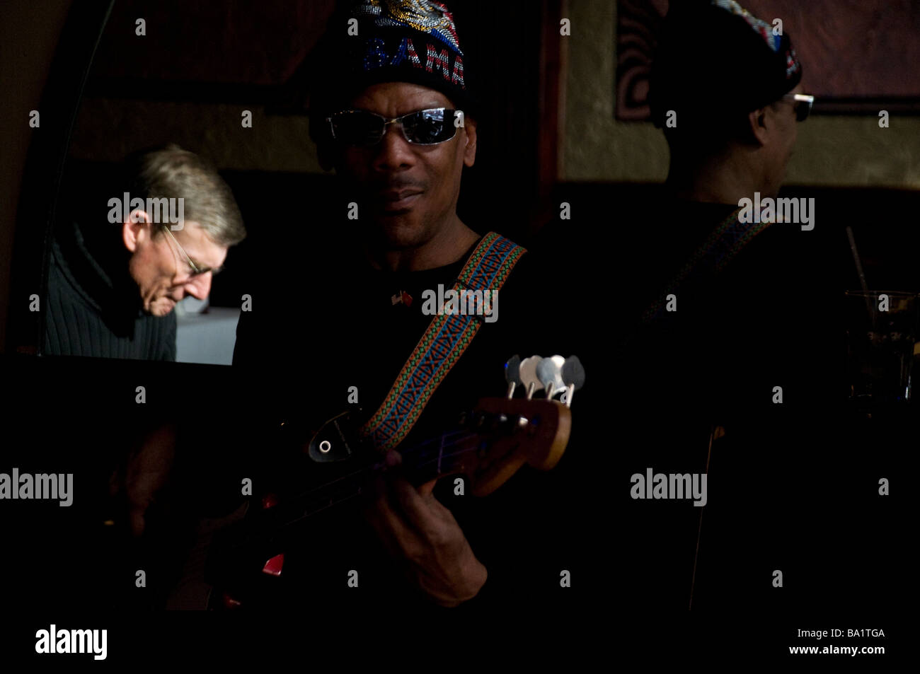 Butch warren hi-res stock photography and images - Alamy