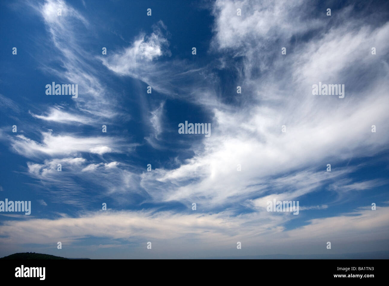 Above you only sky hi-res stock photography and images - Alamy