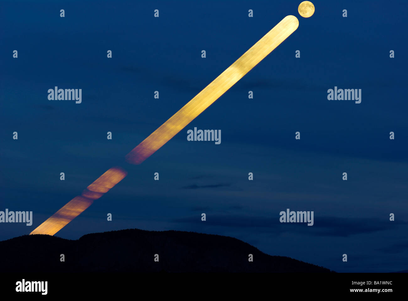 Moonrise time lapse hi-res stock photography and images - Alamy