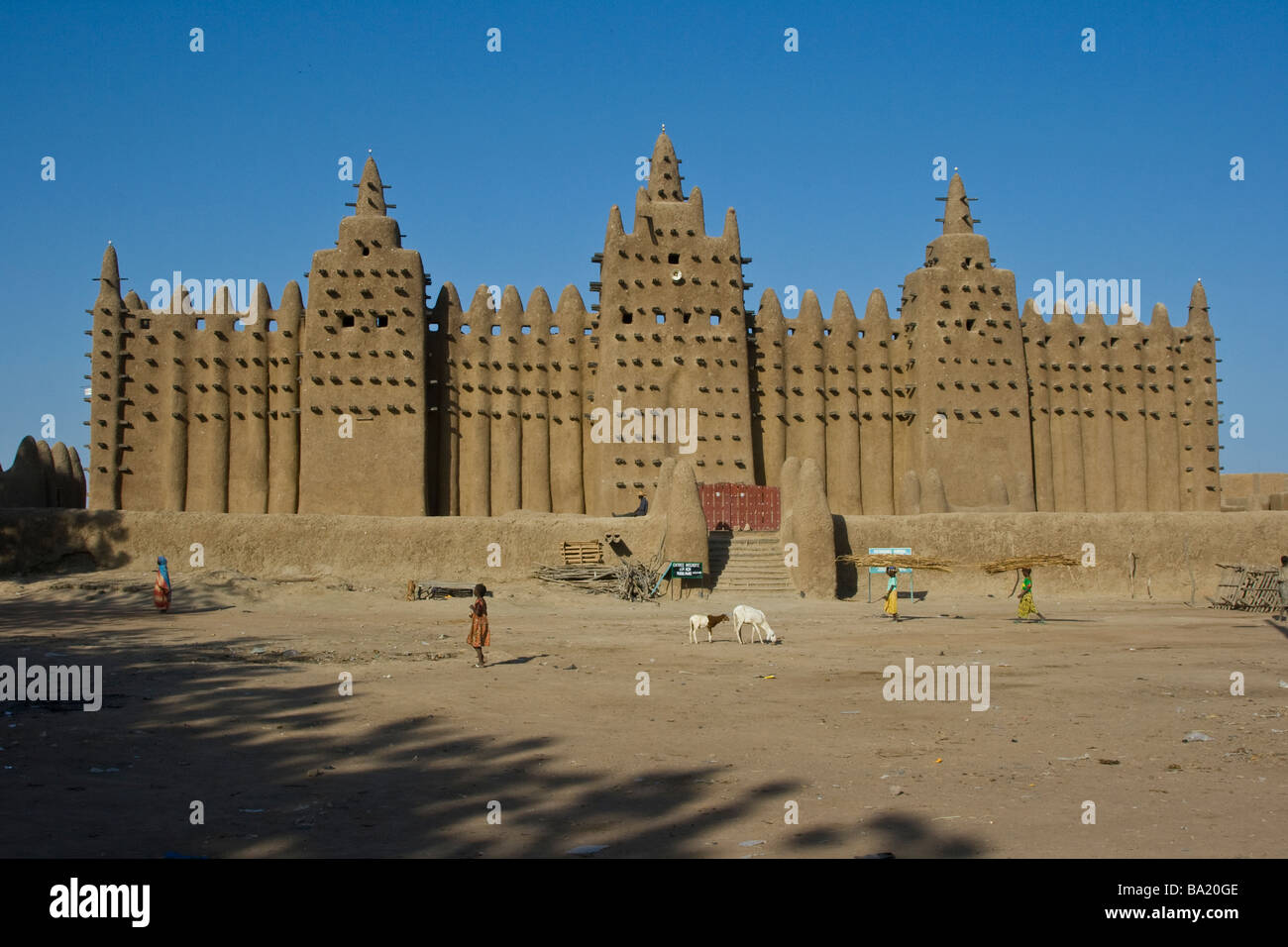 The Great Mosque in Djenne Mali a UNESCO World Heritage Site Stock ...