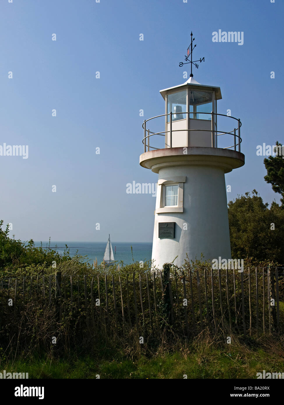 Lepe Lighthouse at the entrance to Beaulieu River Hampshire UK Stock ...