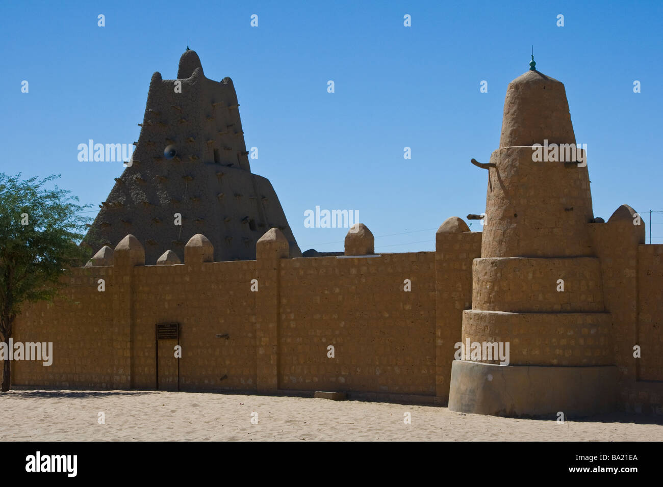 Sankore Mosque in Timbuktu Mali Stock Photo - Alamy