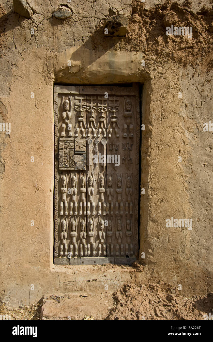 Mali africa door traditional hi-res stock photography and images - Alamy