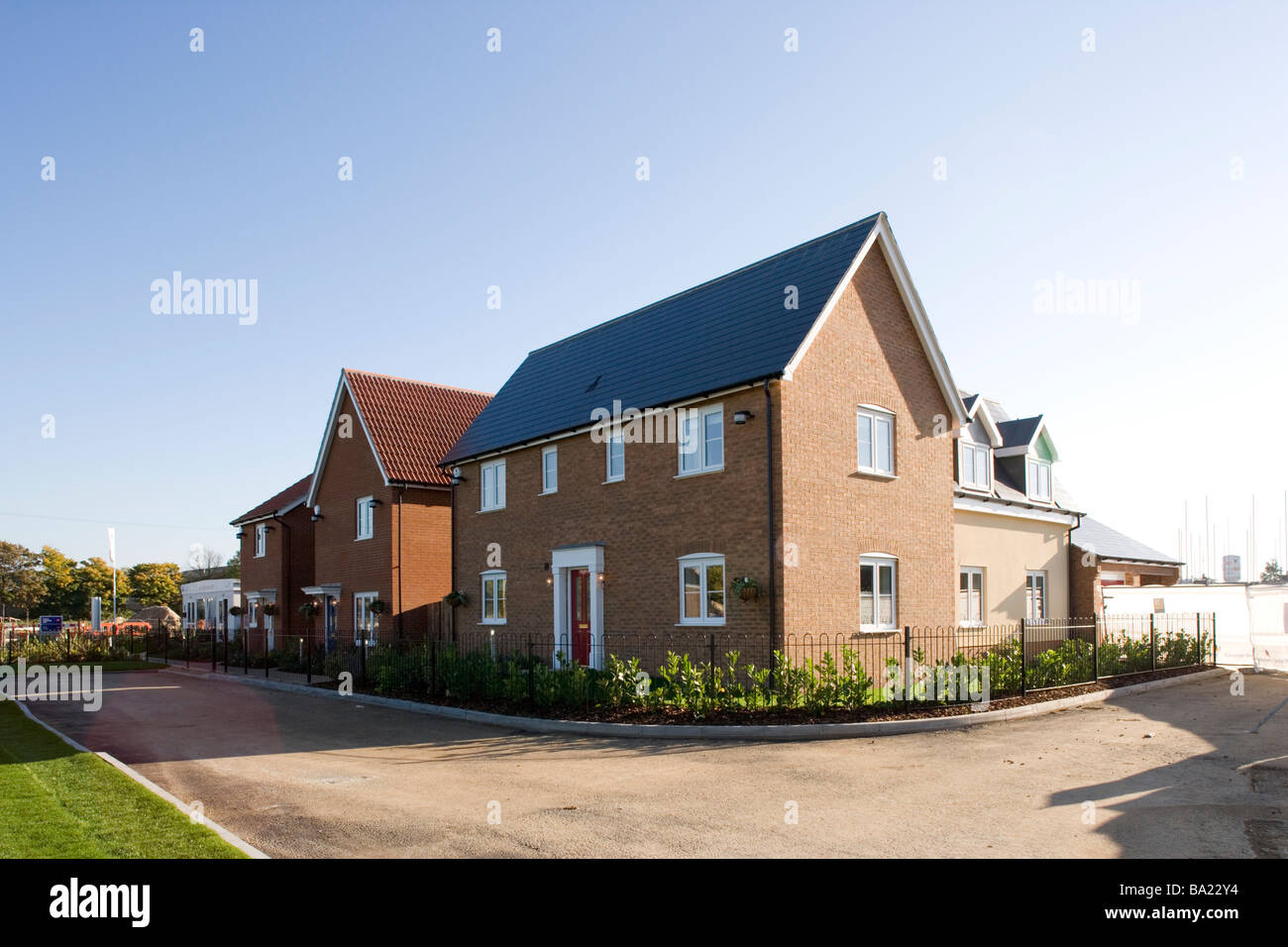 Modern uk house hi-res stock photography and images - Alamy