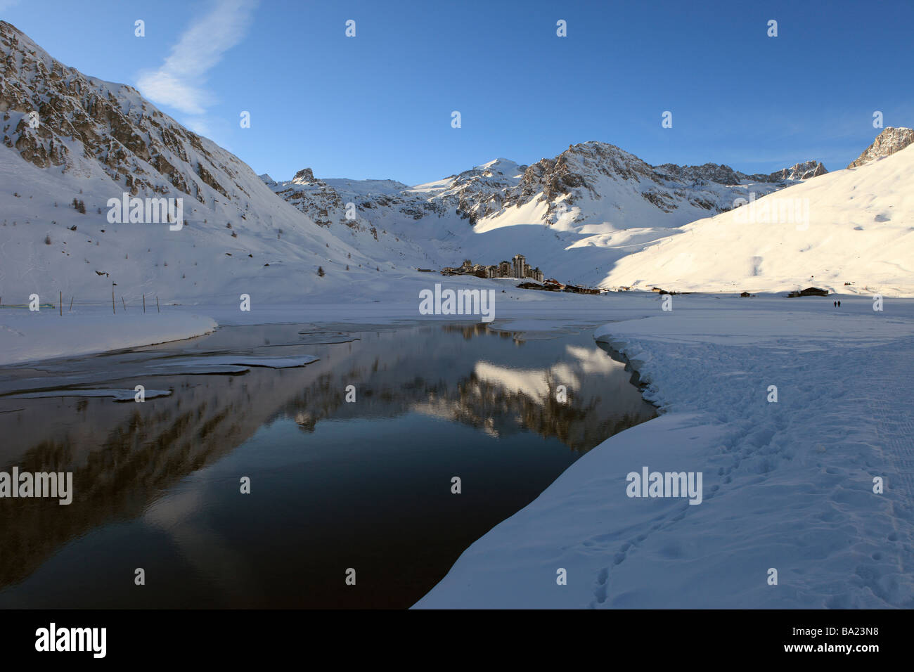 Tignes le lac hi-res stock photography and images - Alamy