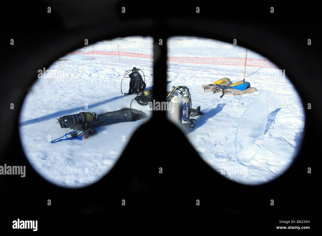 Ice diving france hi-res stock photography and images - Alamy