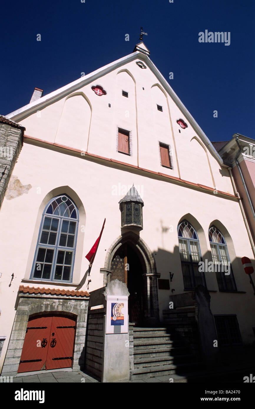Great guild building tallinn hi-res stock photography and images - Alamy