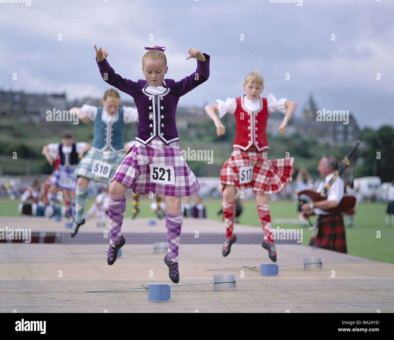 Dancing with swords hi-res stock photography and images - Alamy