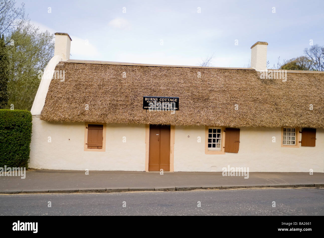 Robert burns cottage hi-res stock photography and images - Alamy