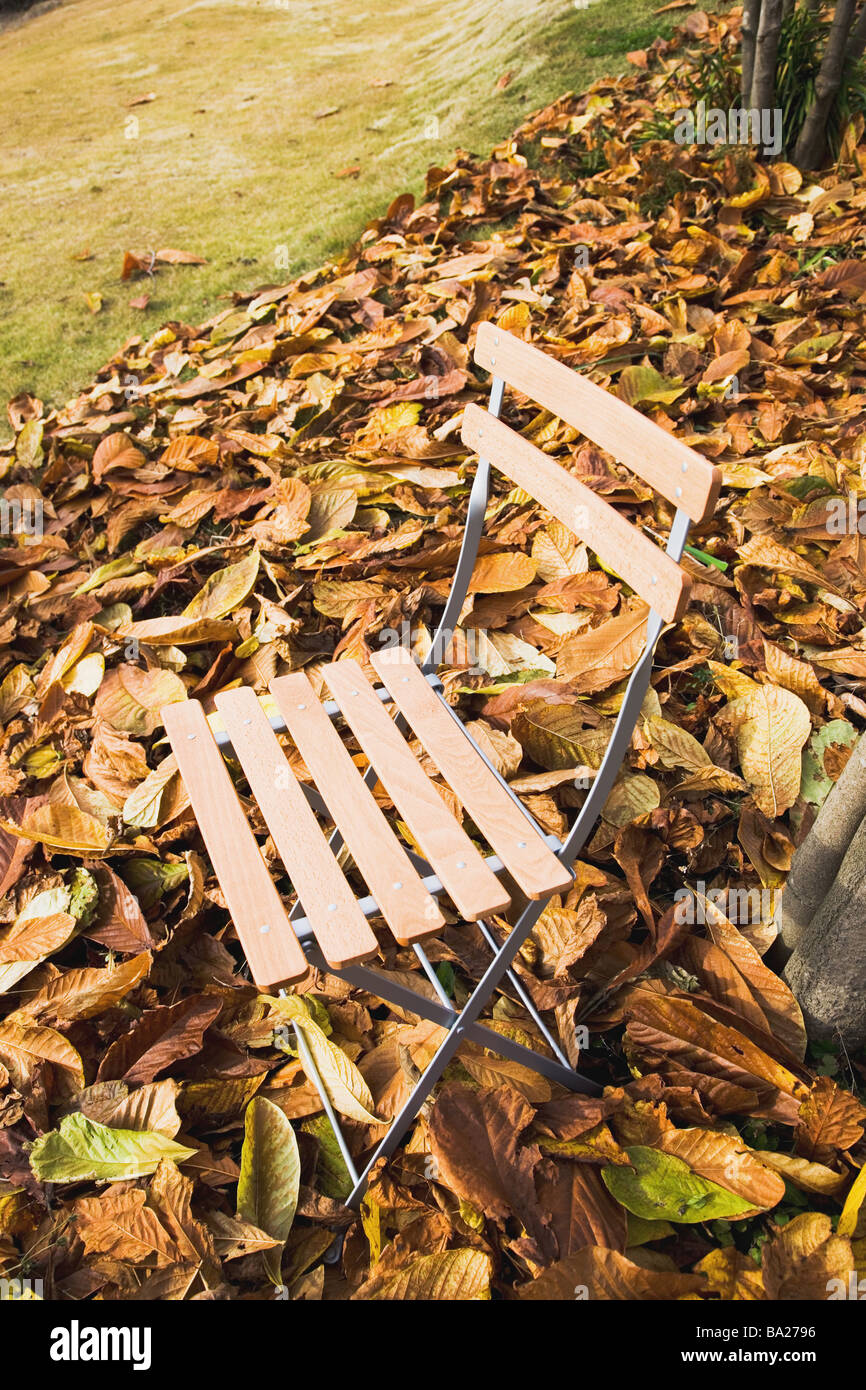 Fragile chair hi-res stock photography and images - Alamy