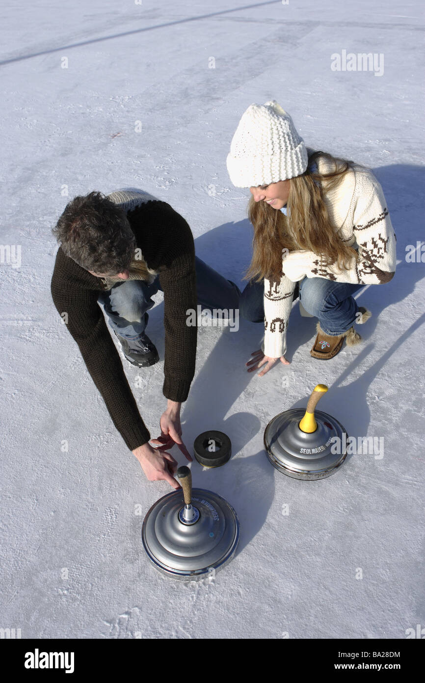 Curling stone above hi-res stock photography and images - Alamy