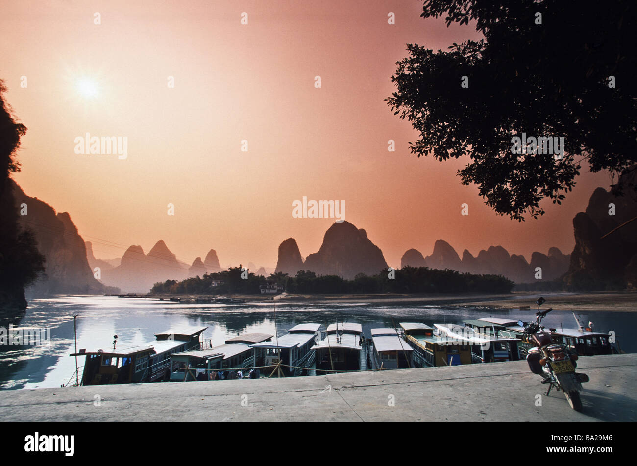 Quay masons hi-res stock photography and images - Alamy