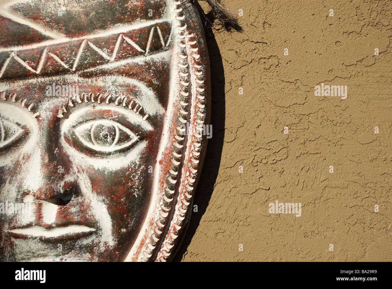 Native american indian mask hi-res stock photography and images - Alamy