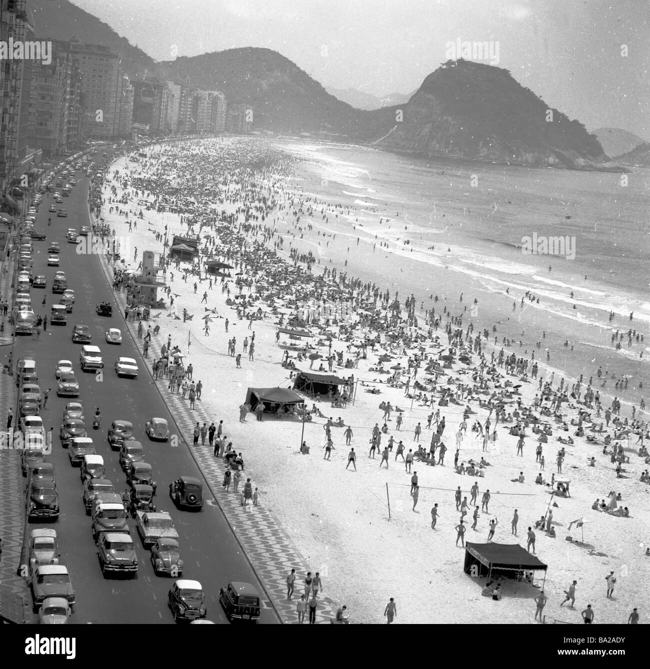 Beach in rio de Black and White Stock Photos & Images - Alamy