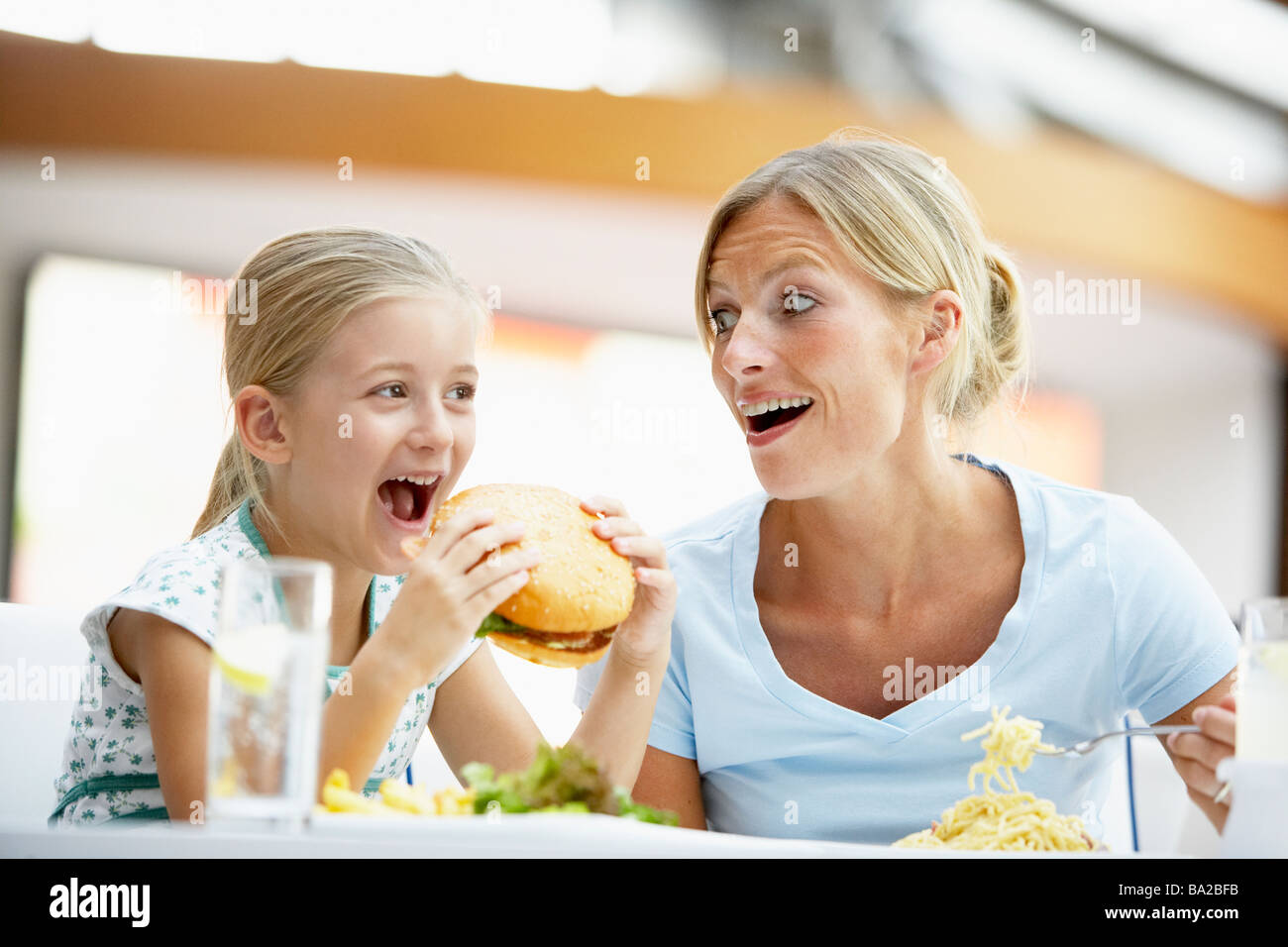 Food court mall burger hi-res stock photography and images - Alamy