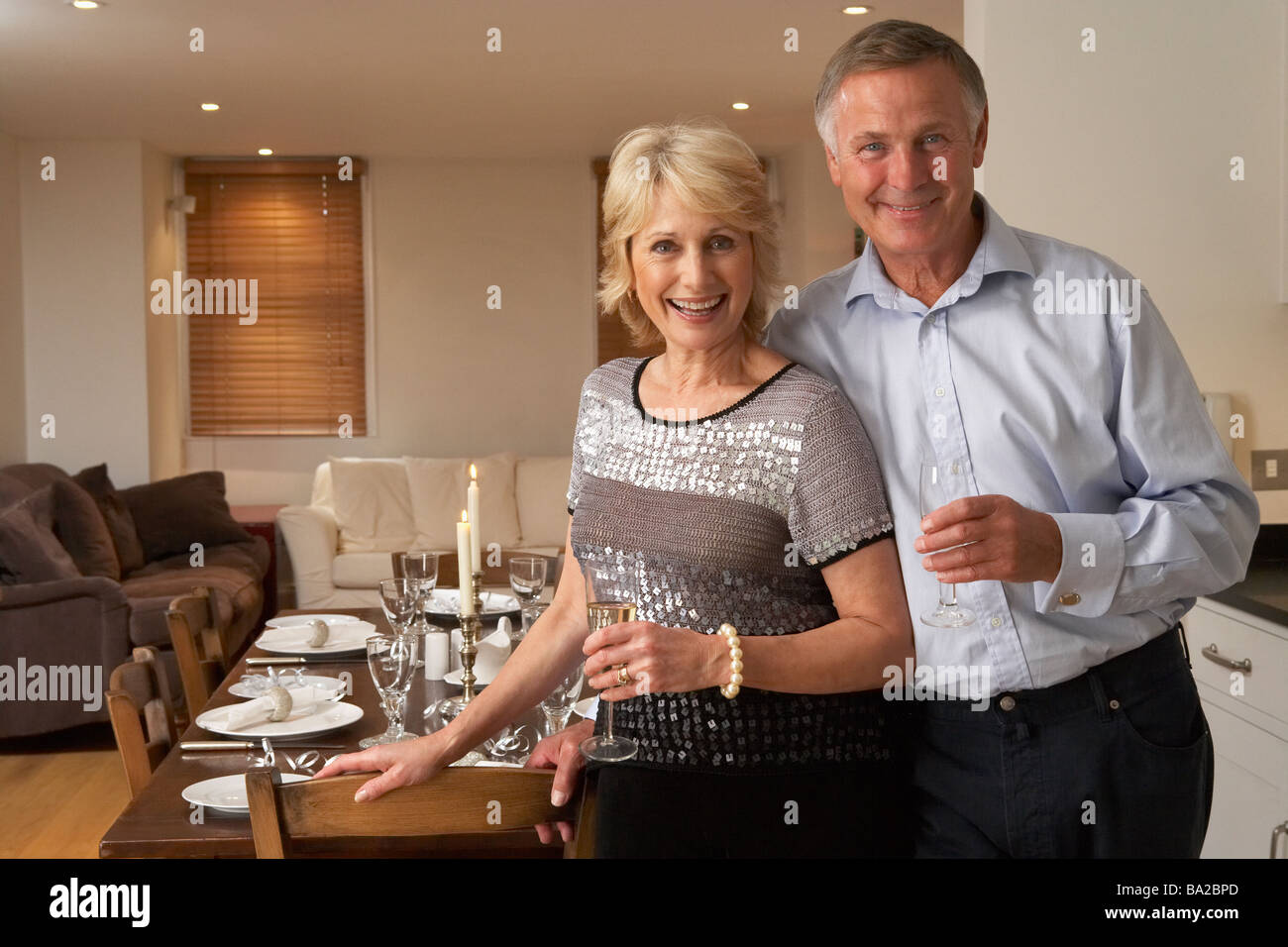 Throwing a party hi-res stock photography and images - Alamy