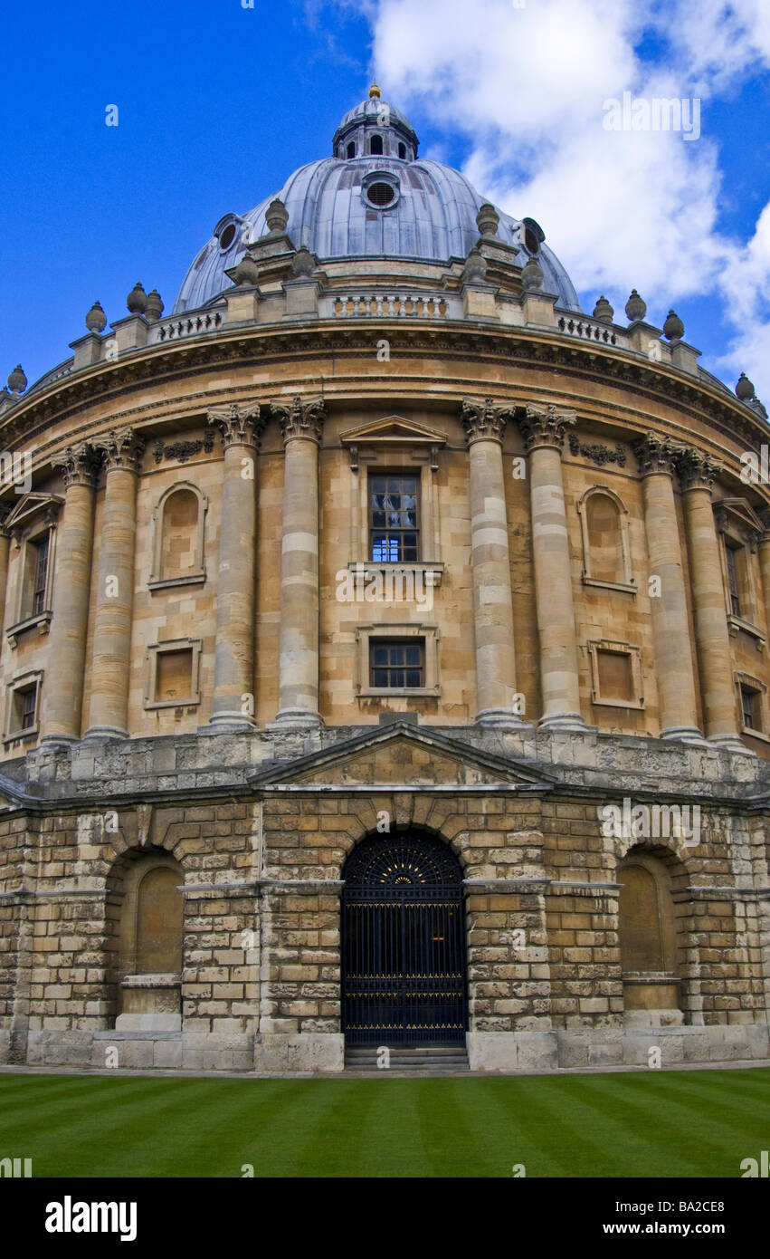 The radcliffe camera library hi-res stock photography and images - Alamy