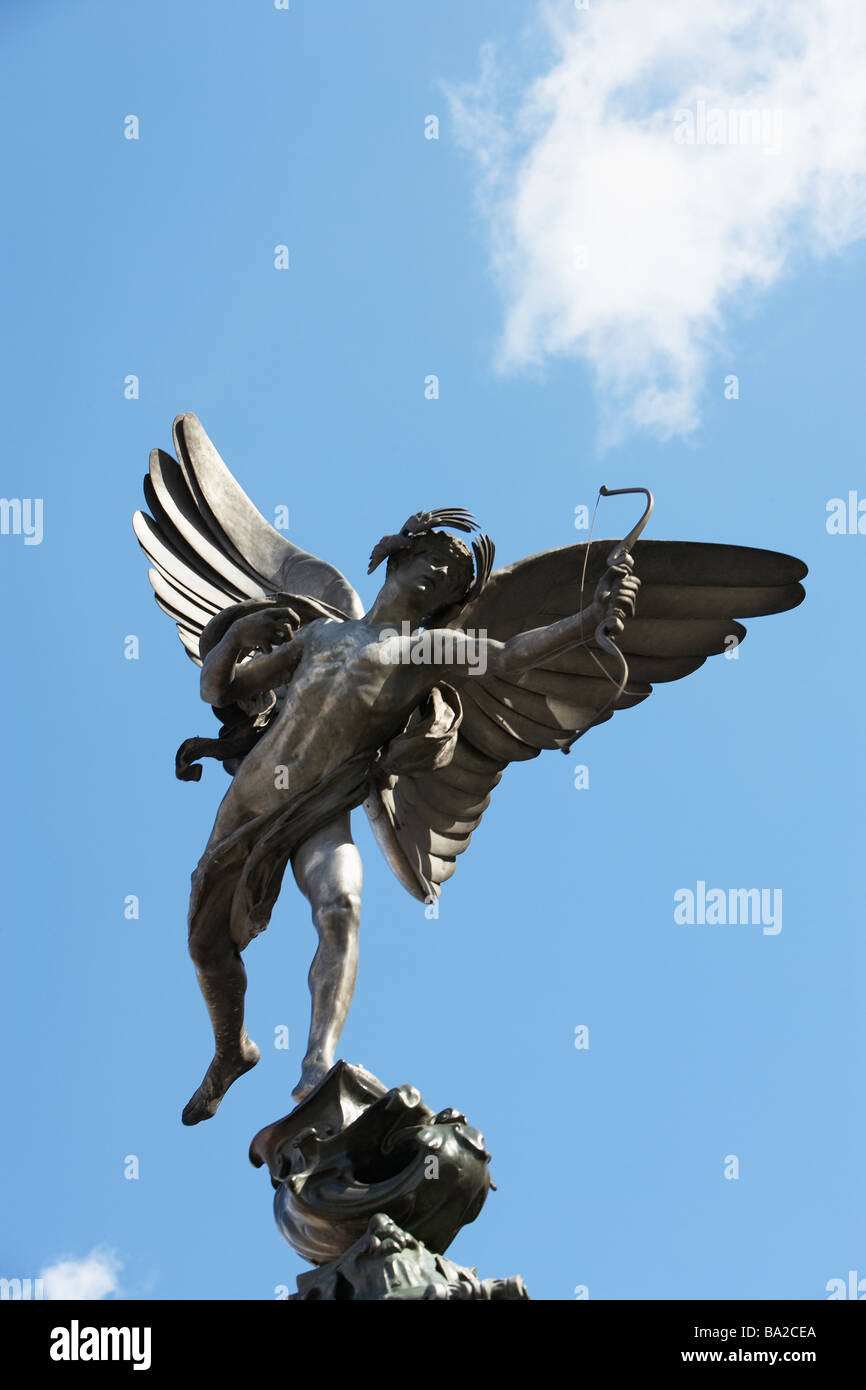 Statue Of Eros, Piccadilly Circus, London, England Stock Photo - Alamy