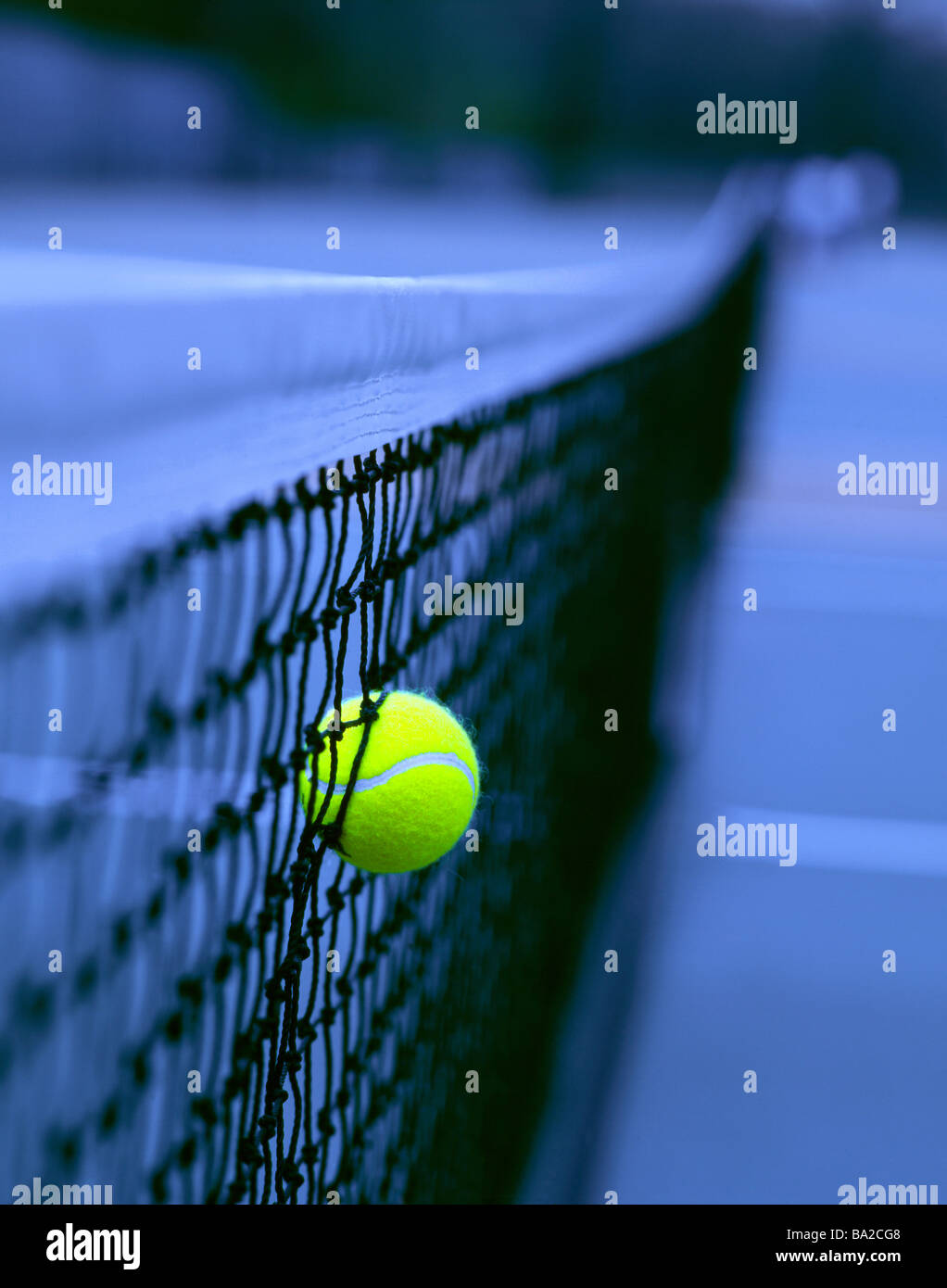 Tennis ball hitting racquet close up hi-res stock photography and ...