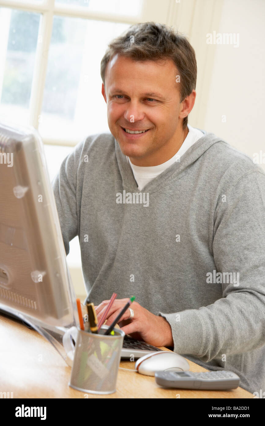 Man Using Computer Stock Photo - Alamy