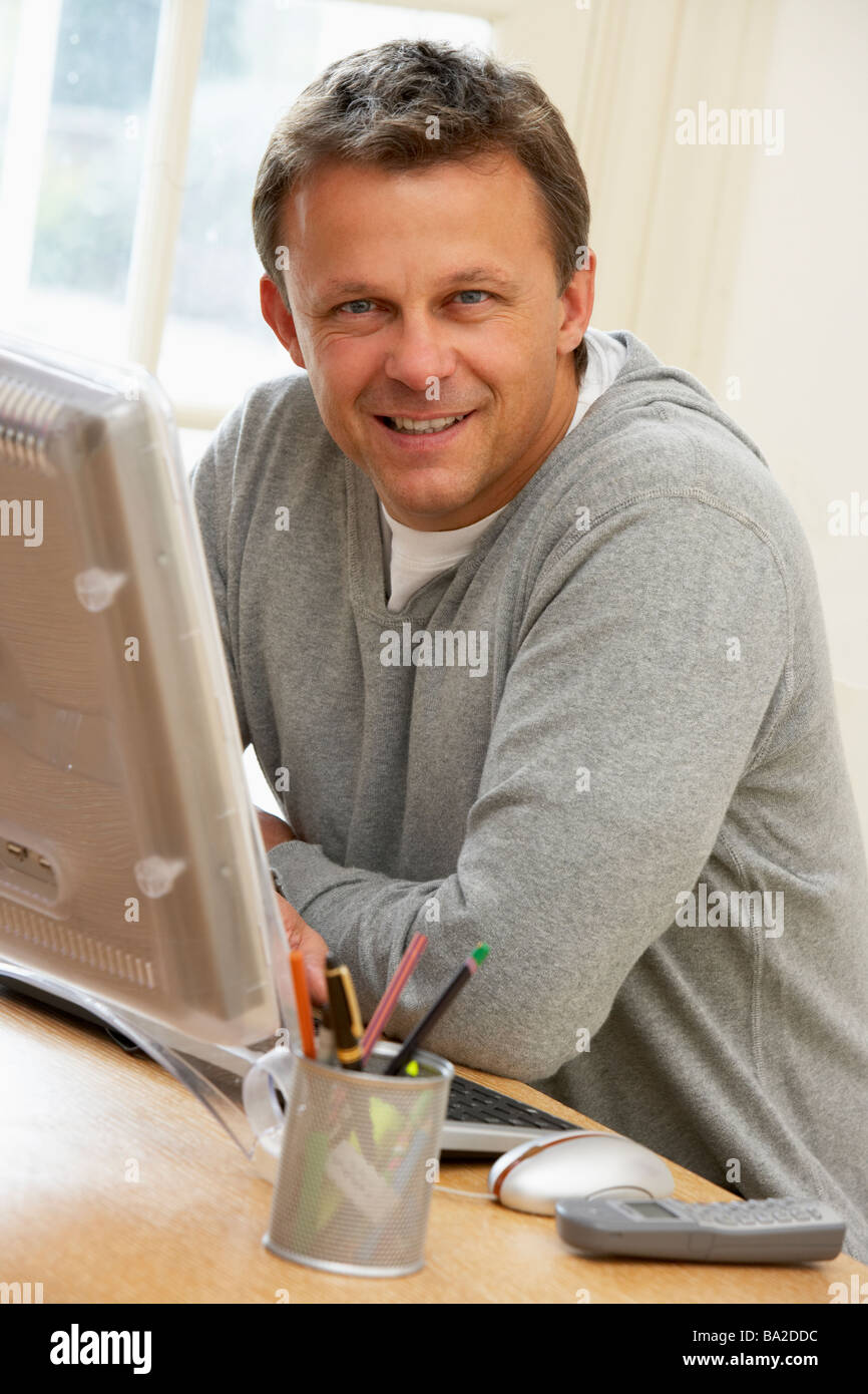 Man Using Computer Stock Photo - Alamy