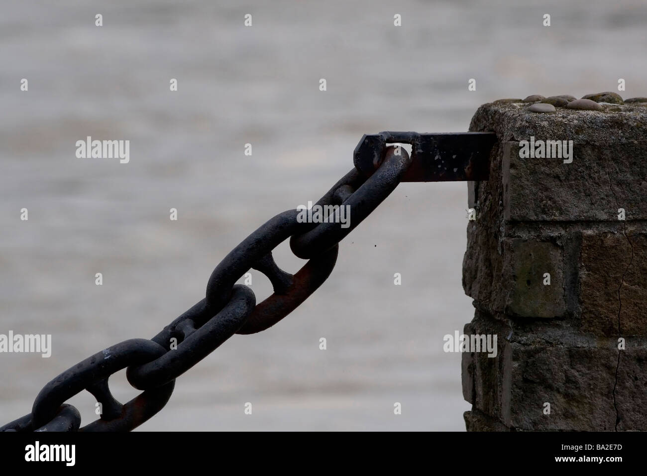 Thick chain hi-res stock photography and images - Alamy