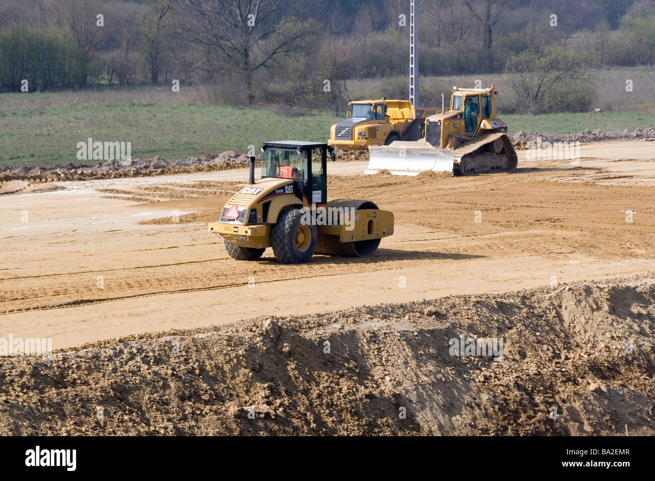 Mud flat road hi-res stock photography and images - Alamy