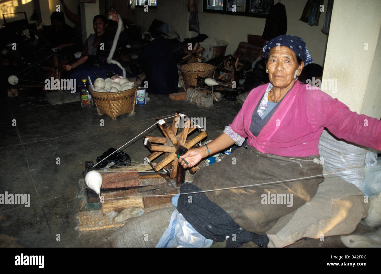 Nepal, Patan, Tibetan Refugee Camp, Women Weaving Stock Photo - Alamy