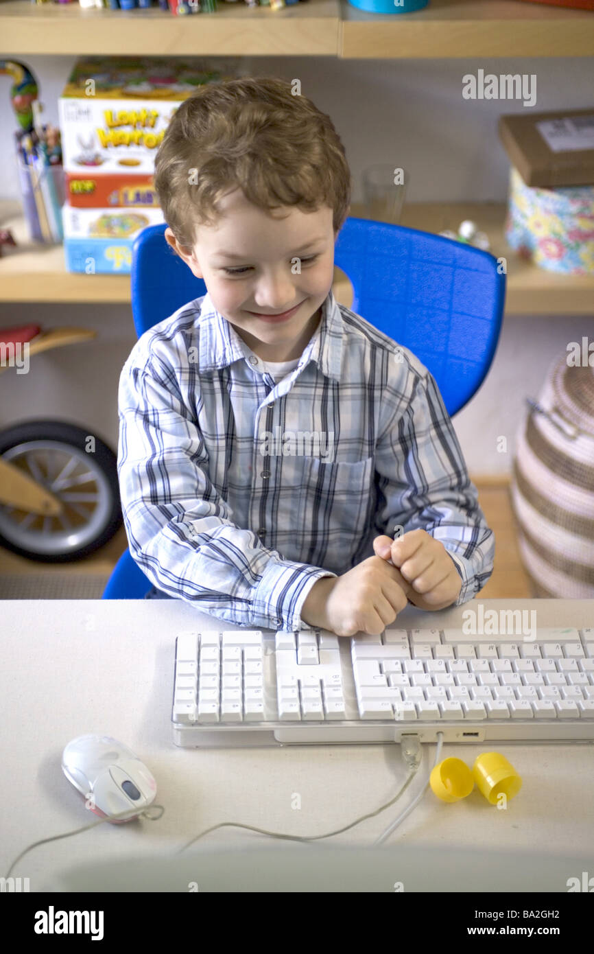 Give birth cheerfully computers keyboard semi-portrait series child ...