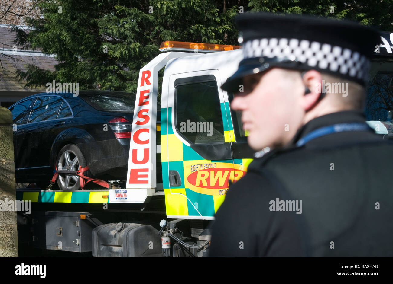Police car recovery breakdown hi-res stock photography and images - Alamy