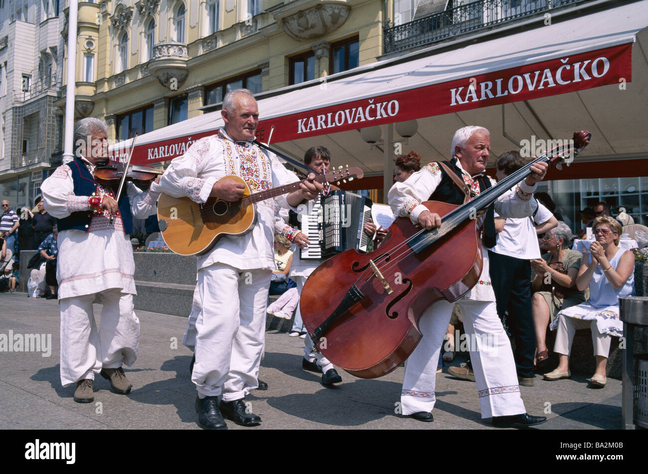 Bana music hi-res stock photography and images - Alamy