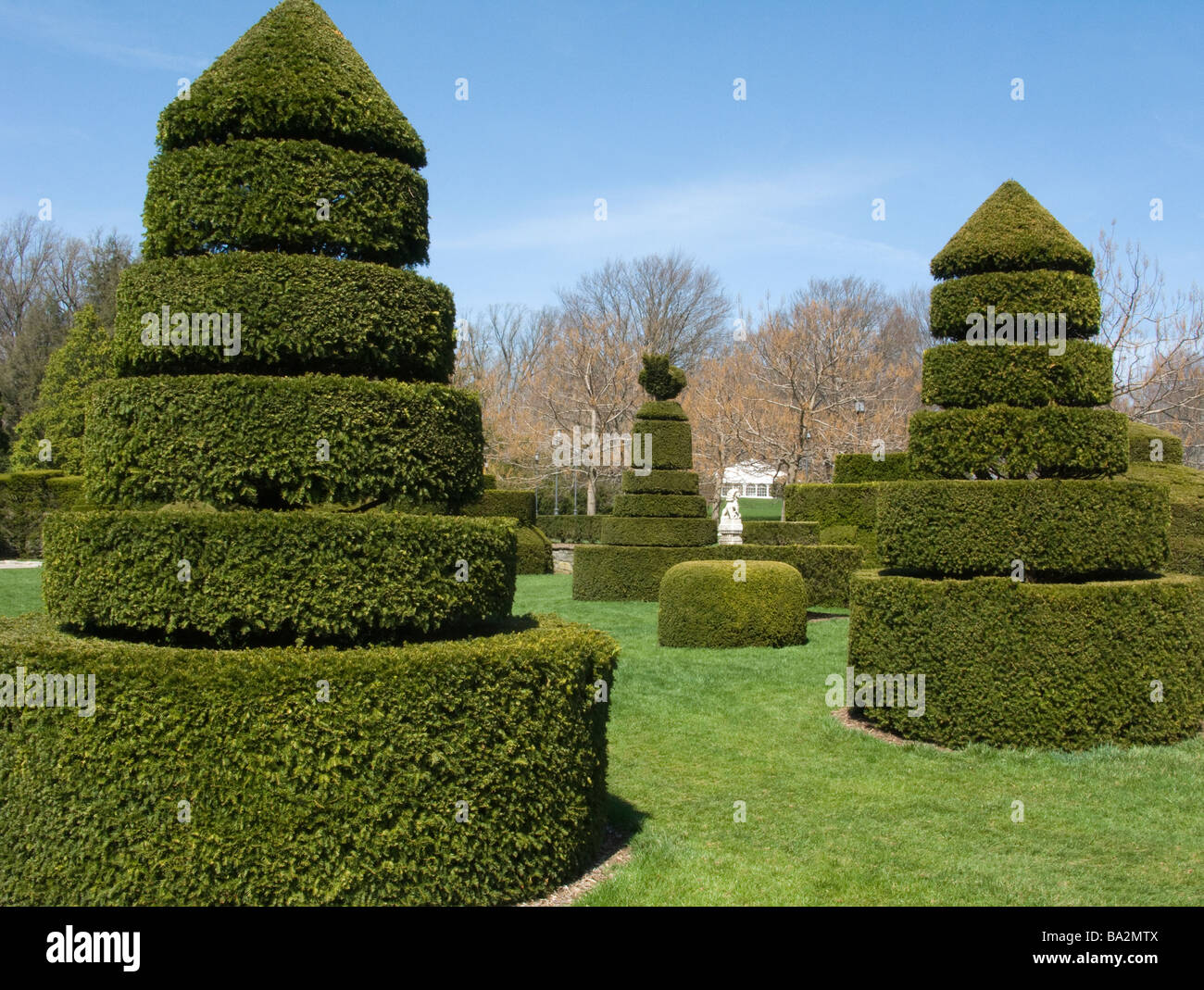TOPIARY GARDEN LONGWOOD BOTANICAL GARDENS KENNETT SQUARE CHESTER COUNTY ...