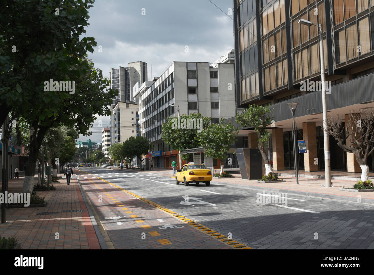 Ecuador taxi hi-res stock photography and images - Alamy