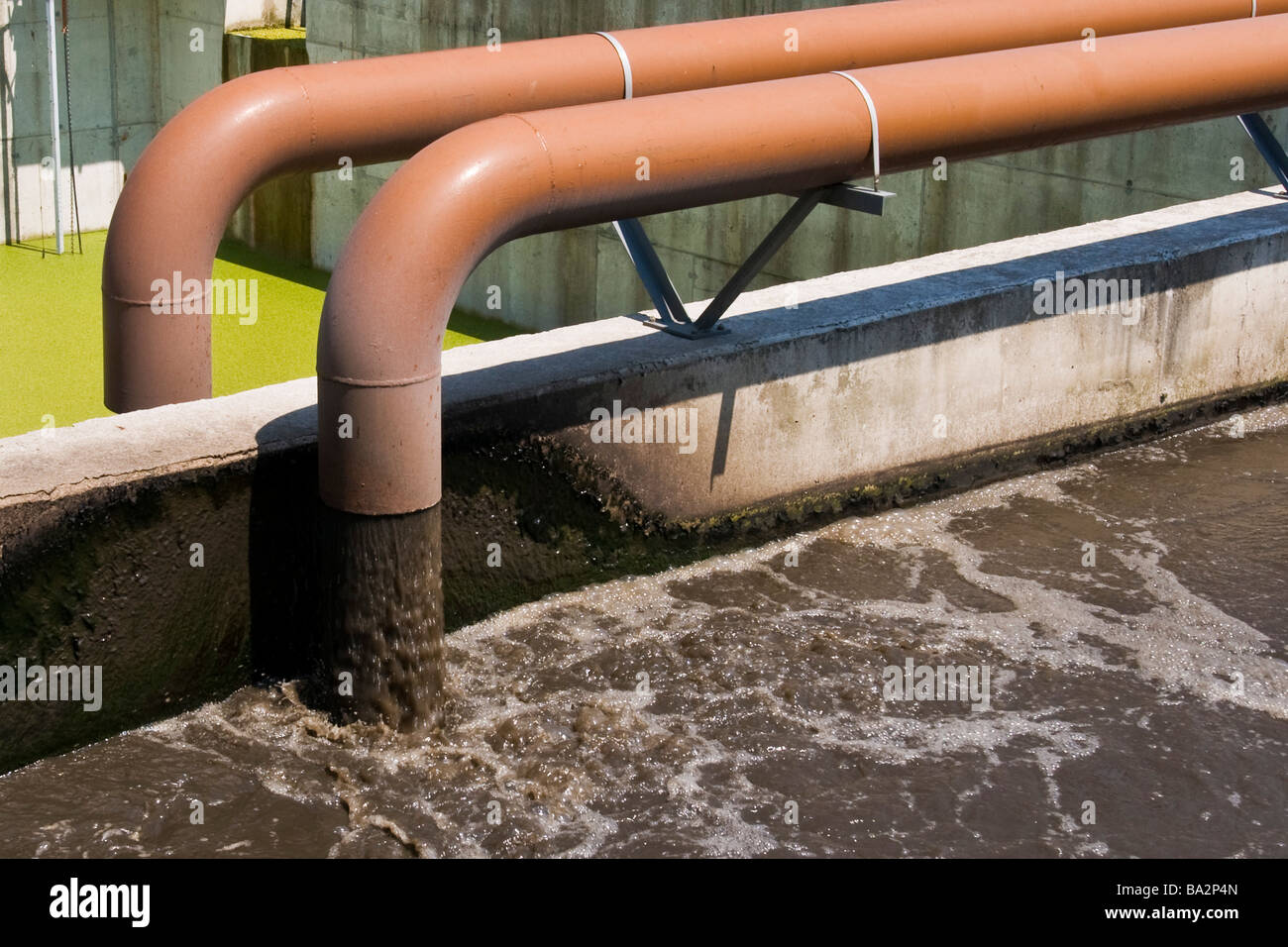 Tank nitrification and denitrification water purification facility ...