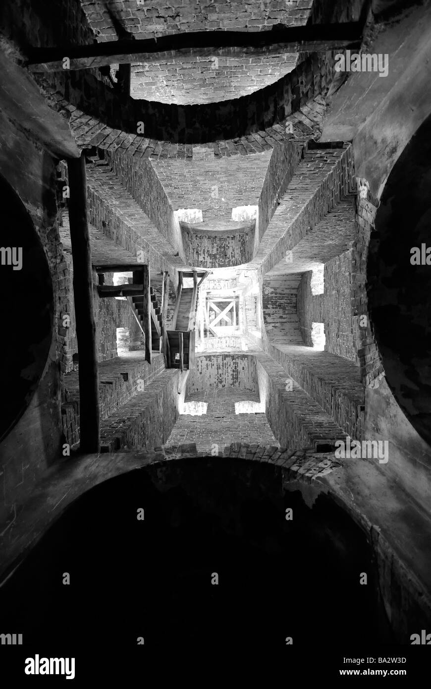 Church ruin cathedral destroyed Black and White Stock Photos & Images ...