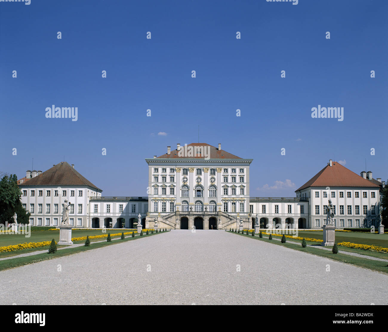 Baroque building baroque architecture hi-res stock photography and ...