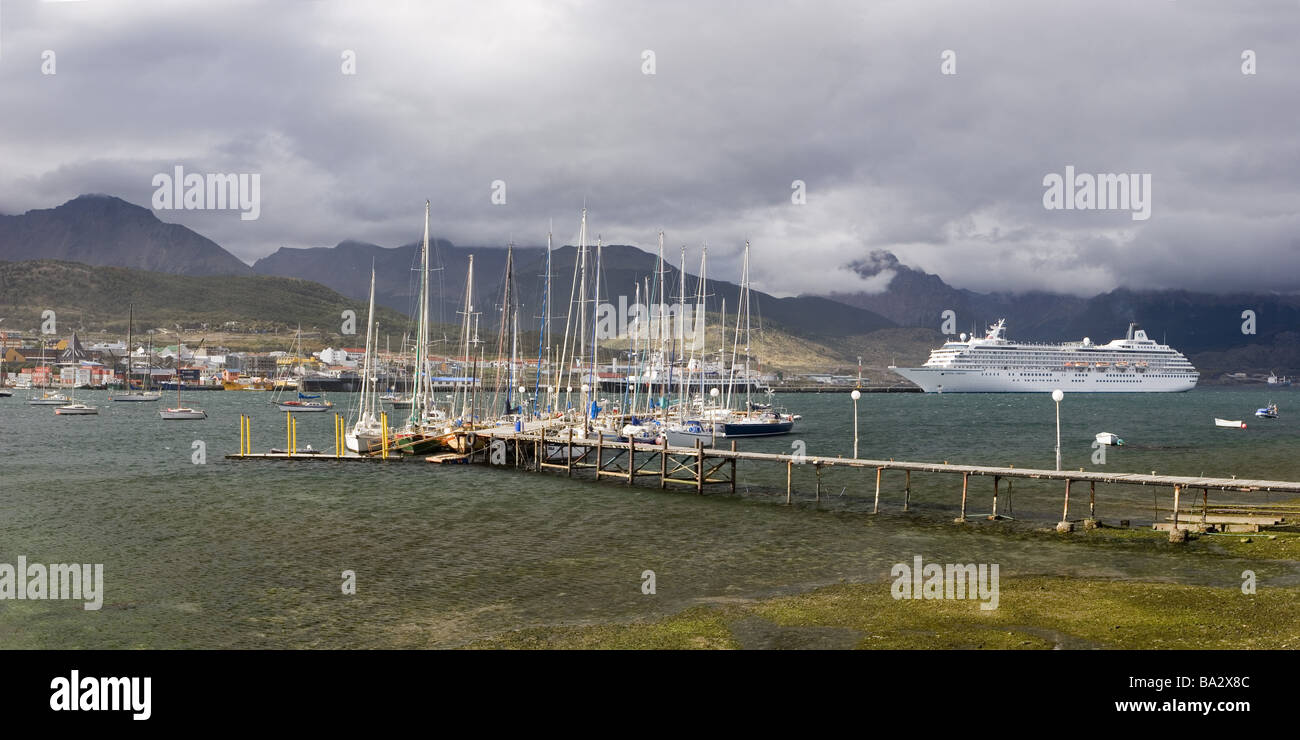 Fire mountain canal hi-res stock photography and images - Alamy