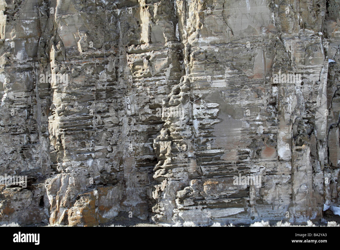 Cliff rock layers hi-res stock photography and images - Alamy