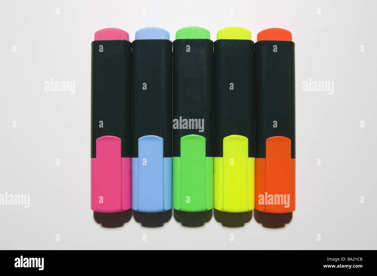 Light-pens differently-colorfully from above series stationery ...