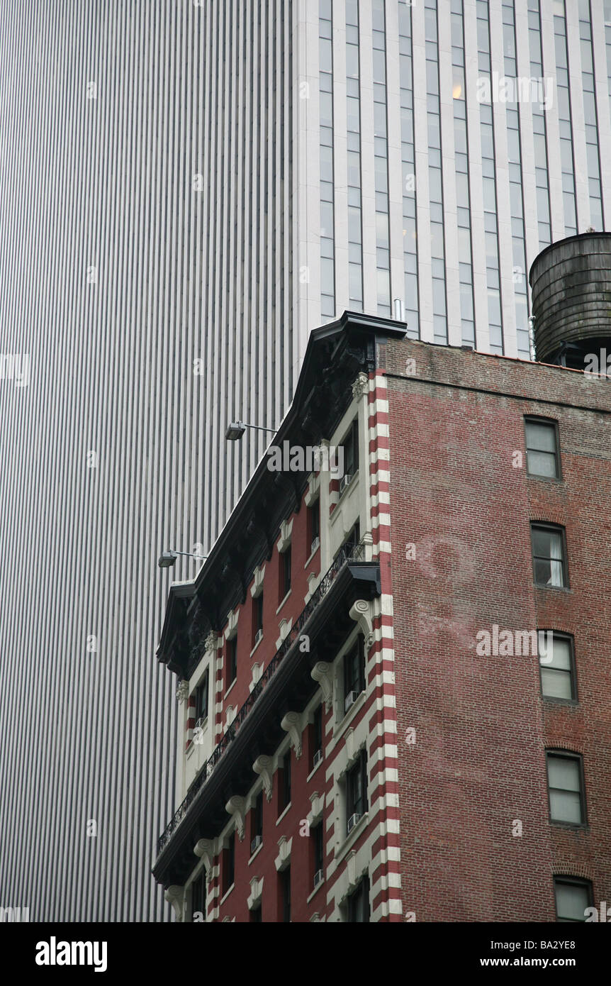 USA New York city Manhattan high-rises detail facades differently North ...